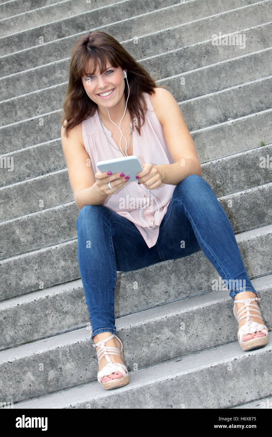 Women woman hi-res stock photography and images - Alamy