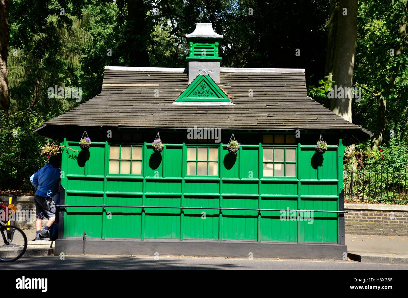 Green tea hut hi-res stock photography and images - Alamy