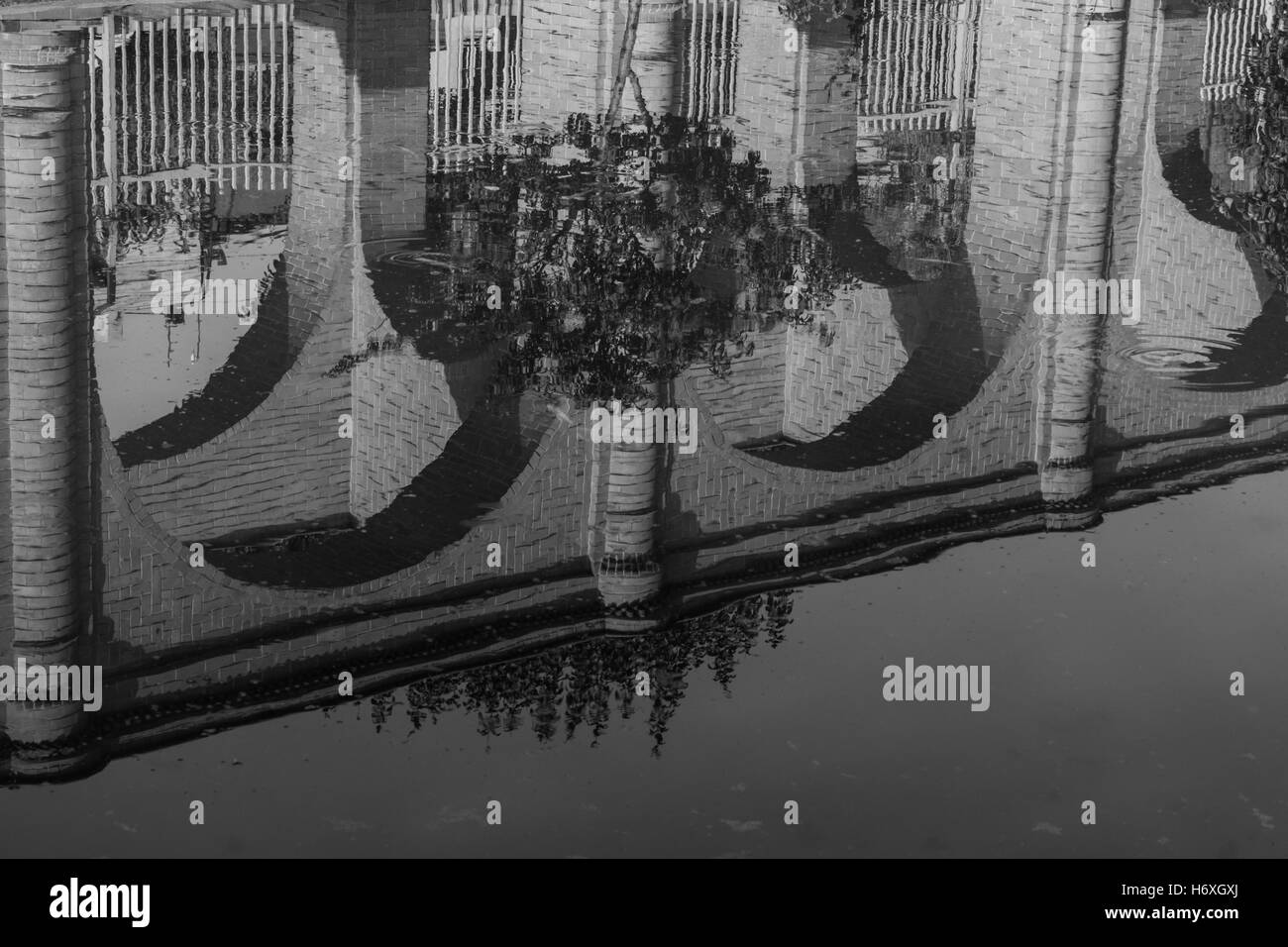 reflection, black and white Stock Photo - Alamy