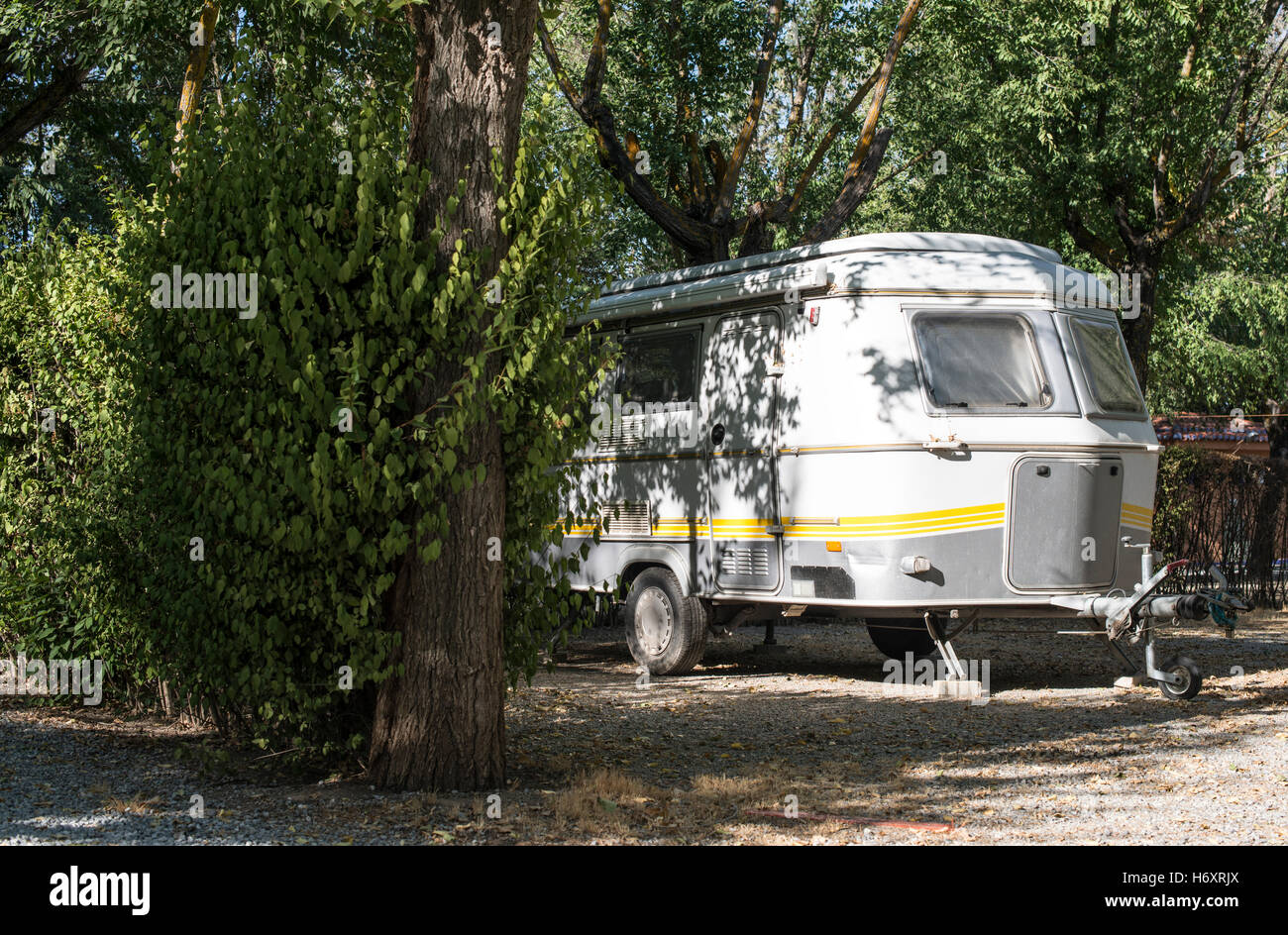 Green caravan hi-res stock photography and images - Alamy
