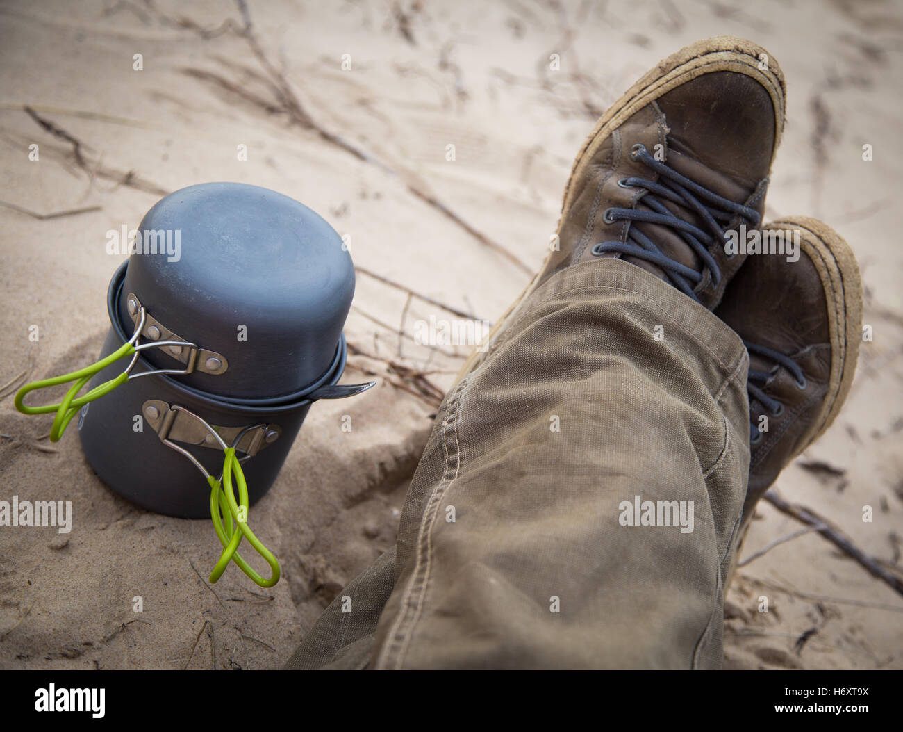 Cooking food at the beach Stock Photo - Alamy
