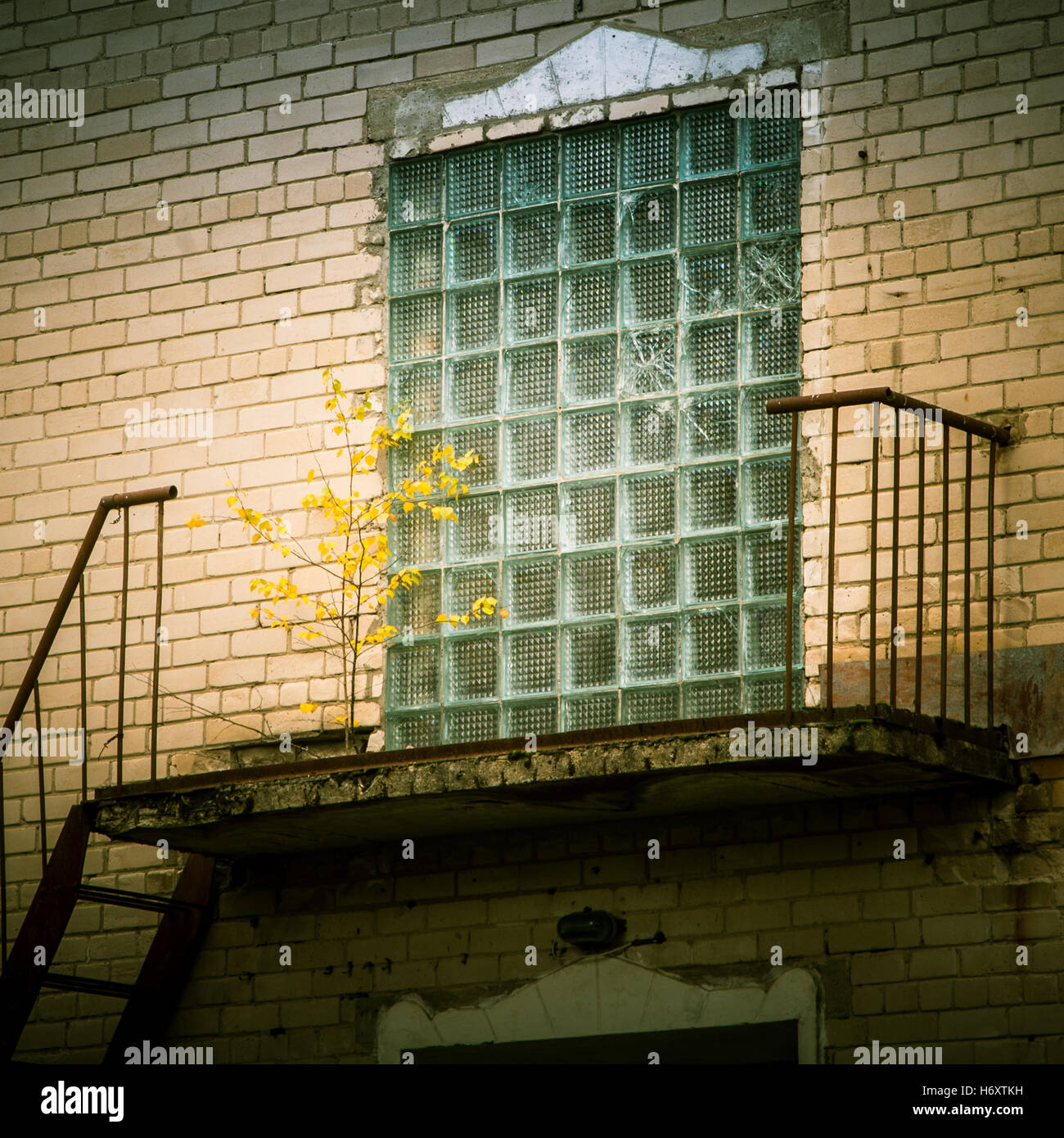 Soviet balcony hi-res stock photography and images - Alamy