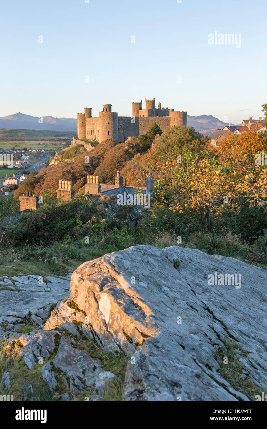 Autumn evening light over Harlech Castle, Snowdonia National Park ...
