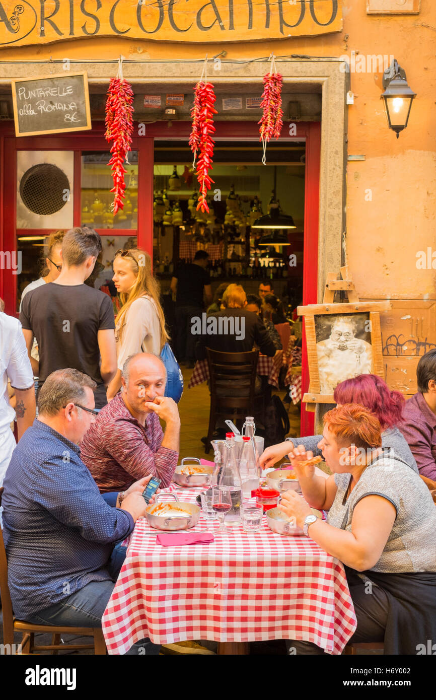People eating outside in Rome, Italy Stock Photo - Alamy