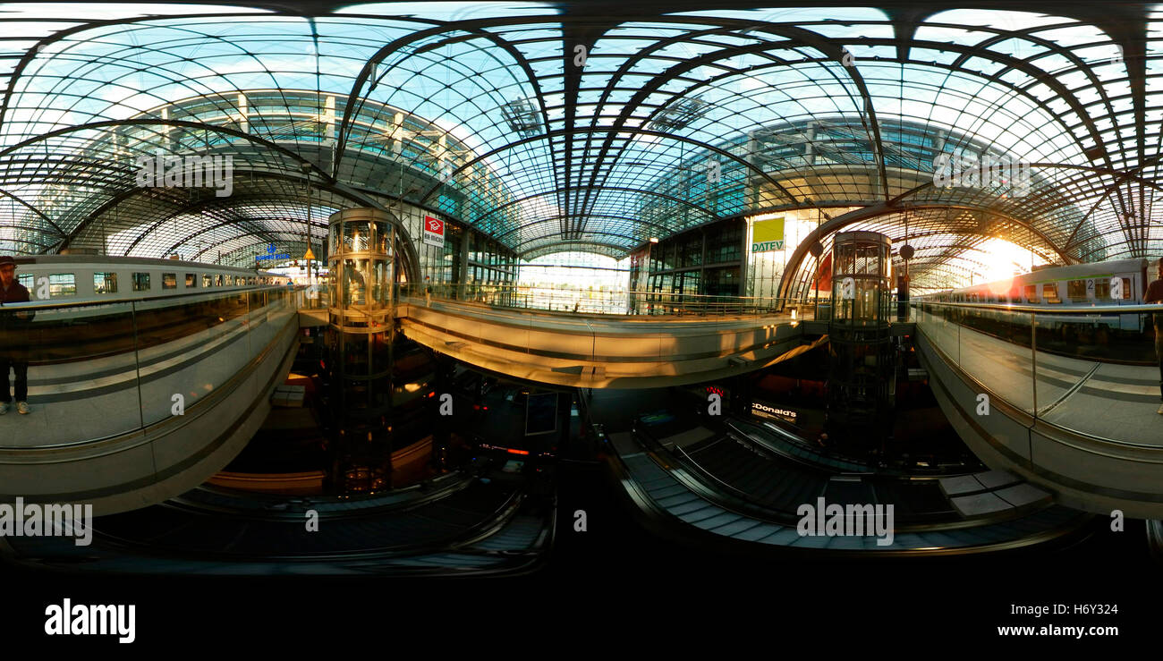 360 x 180 grad Panorama: Hauptbahnhof, Berlin Stock Photo - Alamy