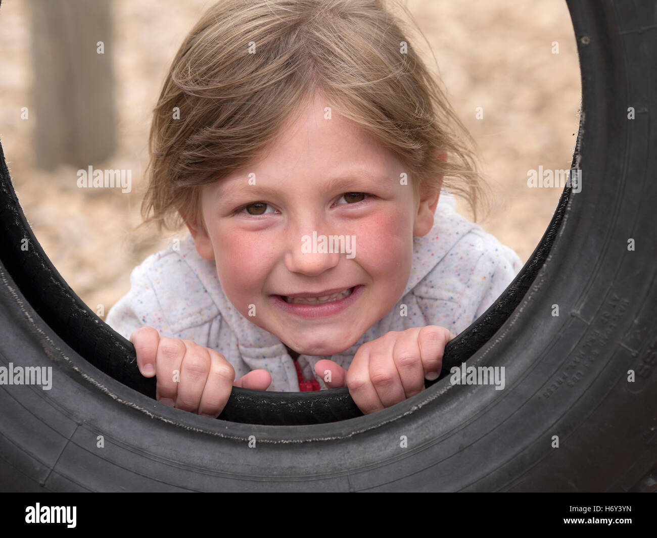 6 year old girl hi-res stock photography and images - Alamy