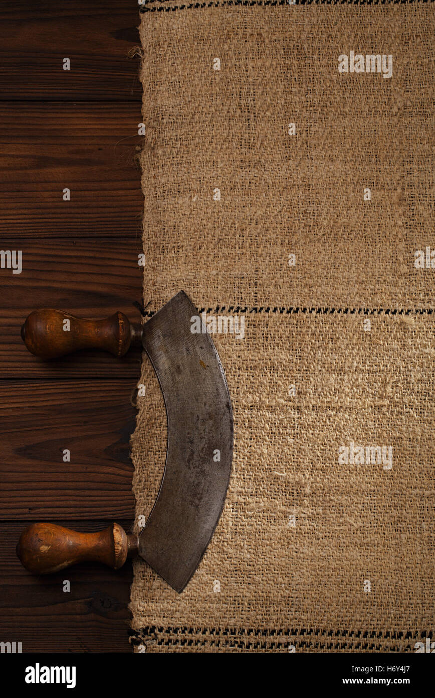 Double curved blade hi-res stock photography and images - Alamy