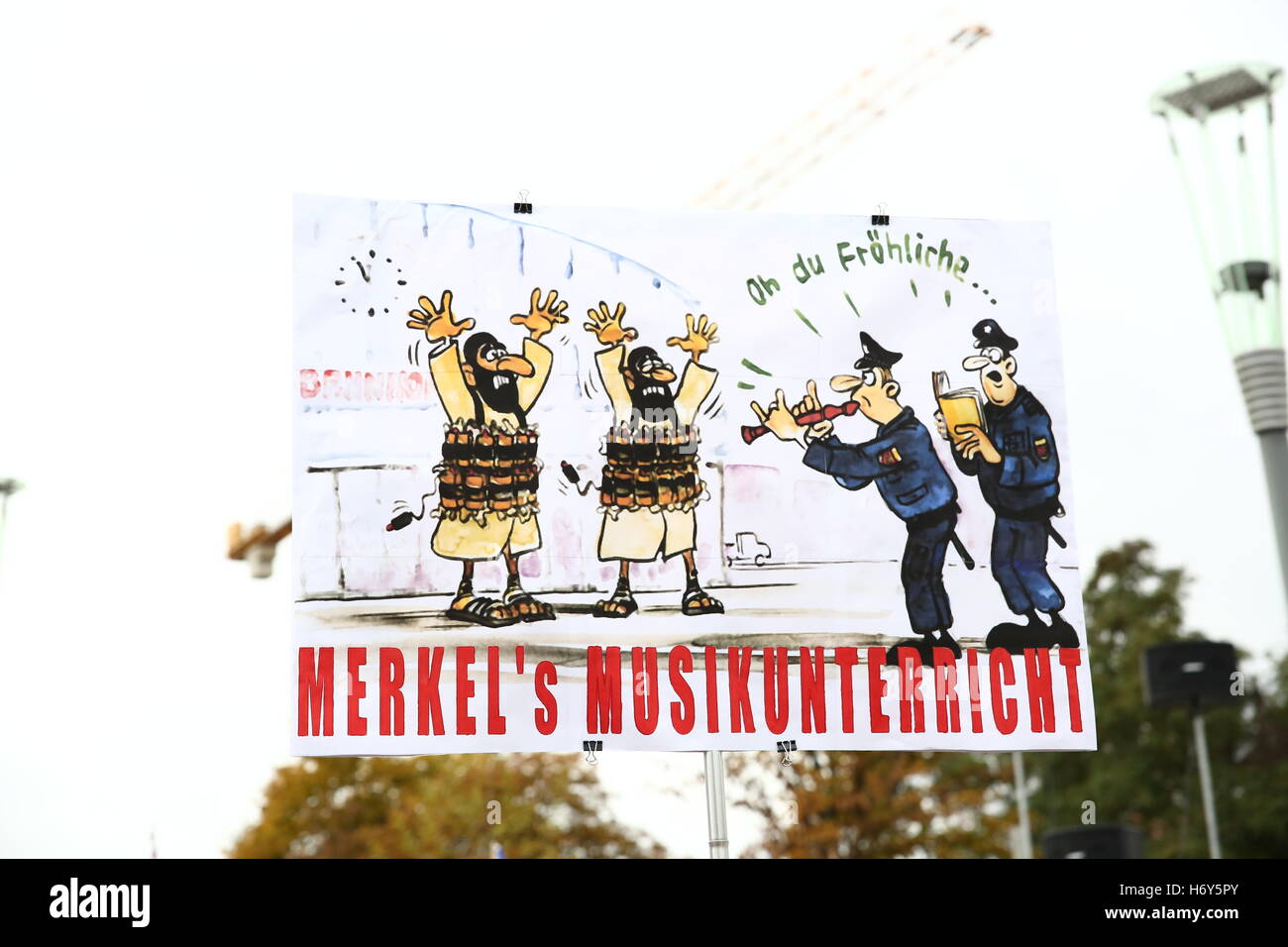 Dresden, Germany. 31st Oct, 2016. Pegida anti-governmental and anti ...