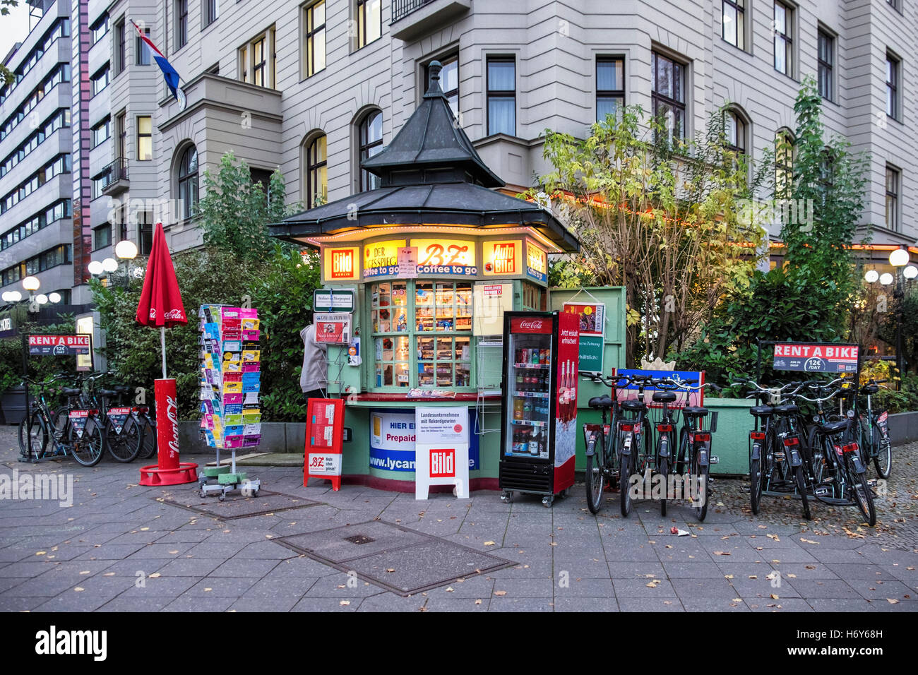 Kiosk newspapers germany hi-res stock photography and images - Alamy