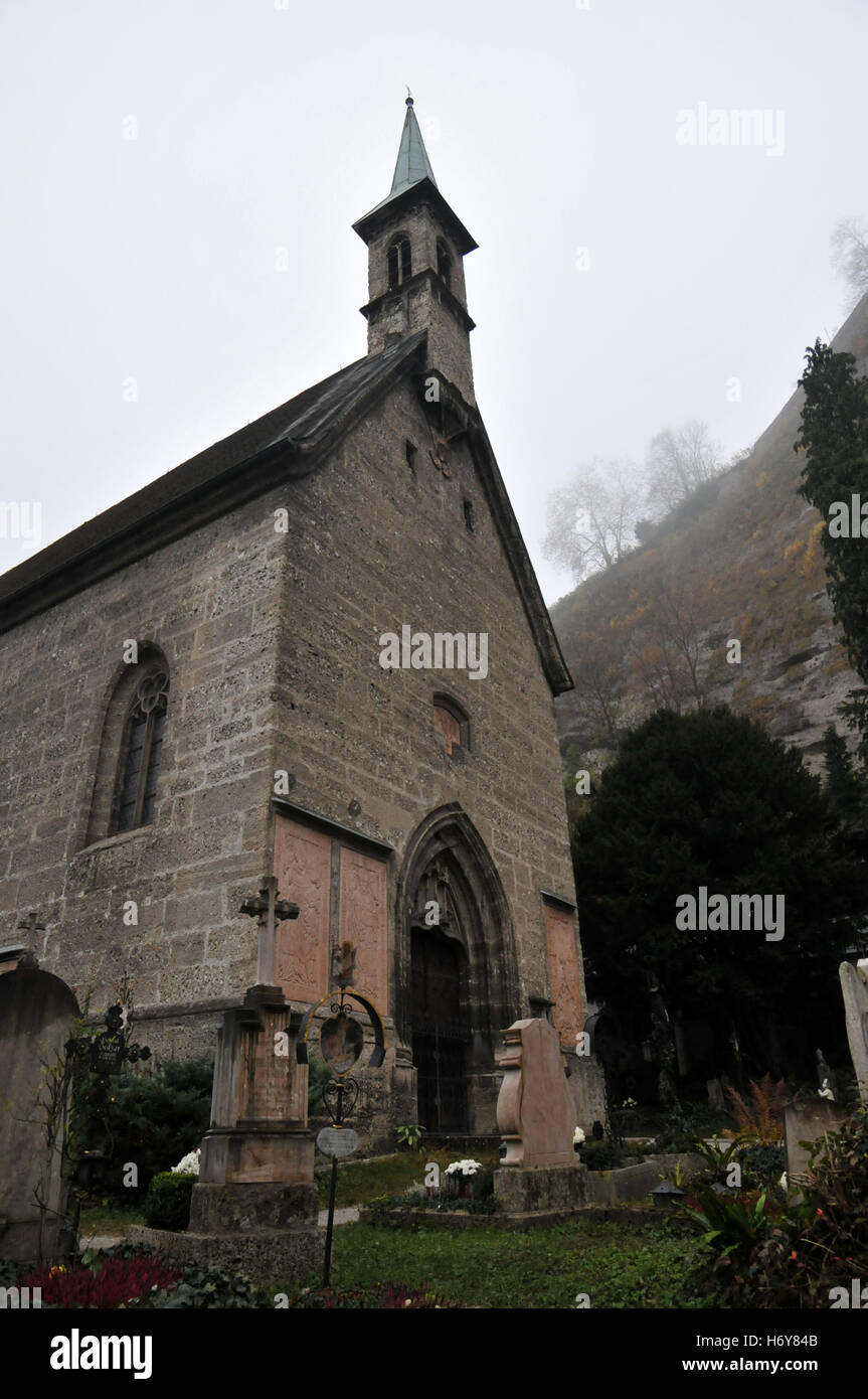 Haunted church hi-res stock photography and images - Alamy