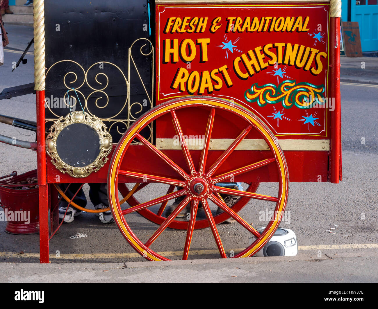 Traditional cart hi-res stock photography and images - Alamy