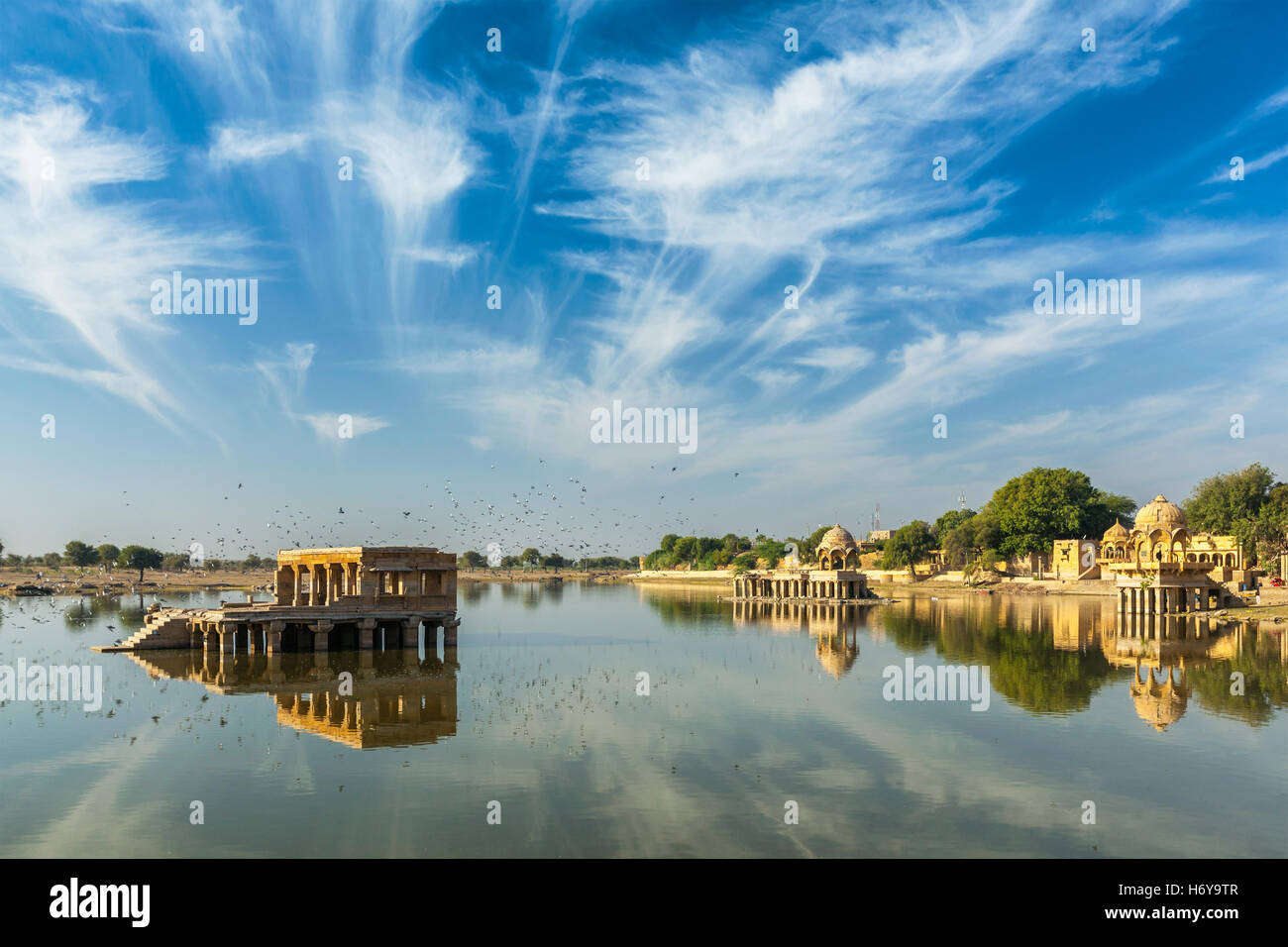 Gadi sagar hi-res stock photography and images - Alamy