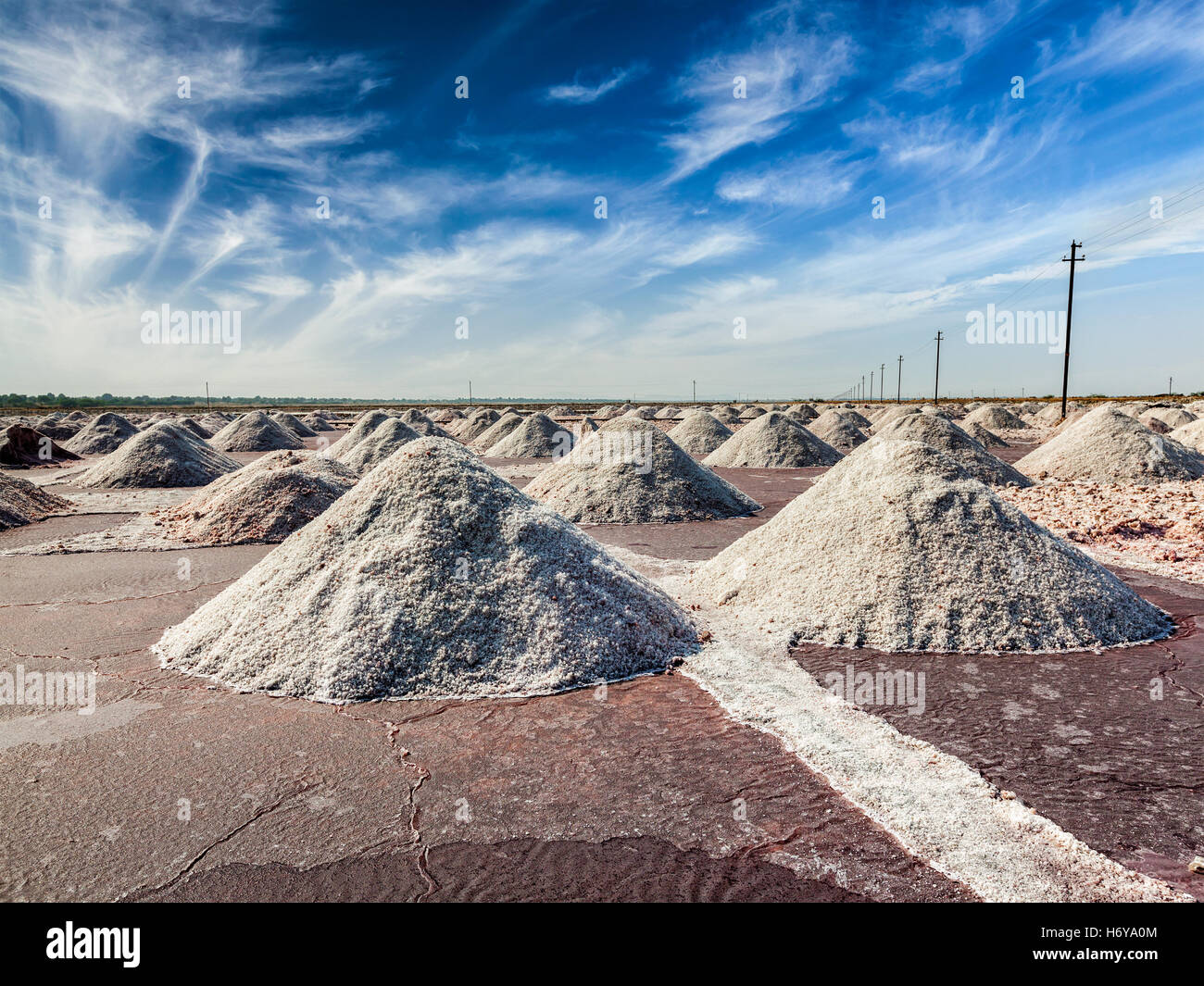 Salt mine at Sambhar Lake, Rajasthan, India Stock Photo - Alamy
