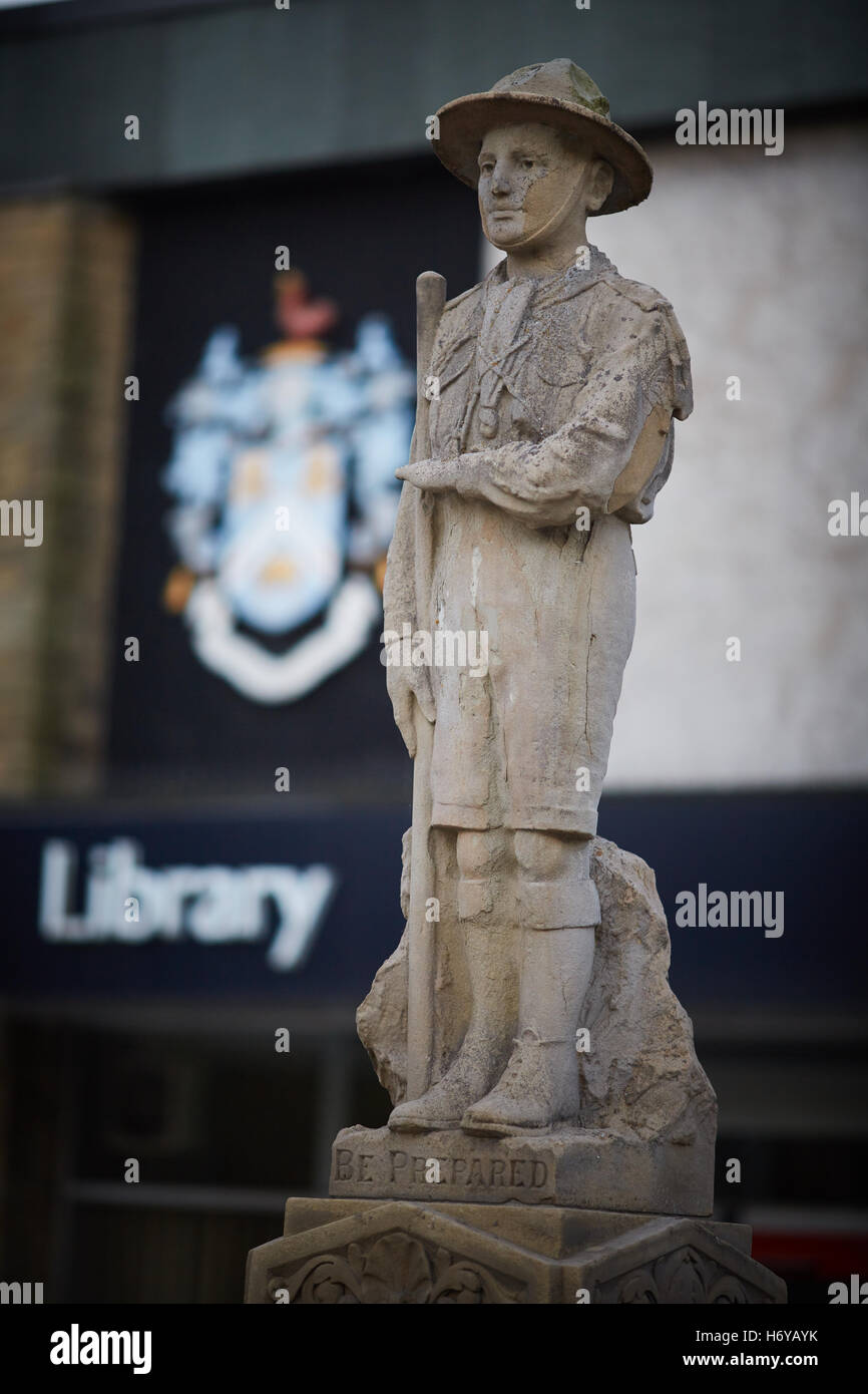 Nelson Lancashire Library scout statue Market Square pendle ...