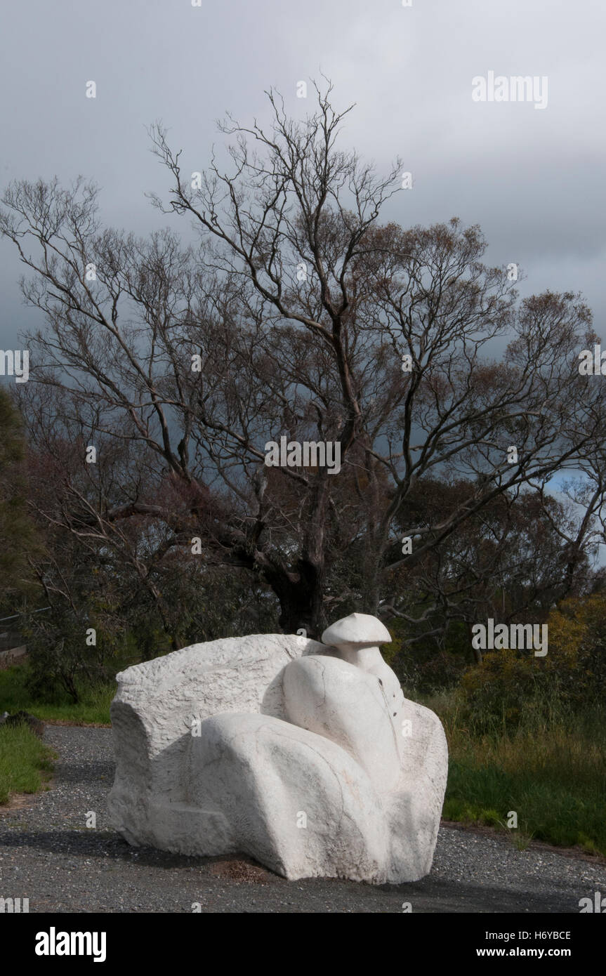 Awakening (Michael Cartwright, 1988) at Barossa Sculpture Park, Barossa ...