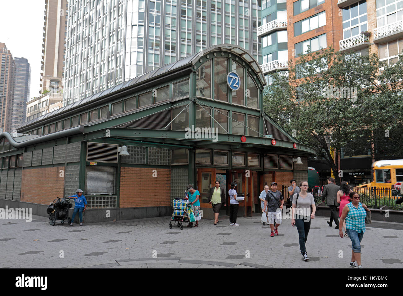 72nd street hi-res stock photography and images - Alamy