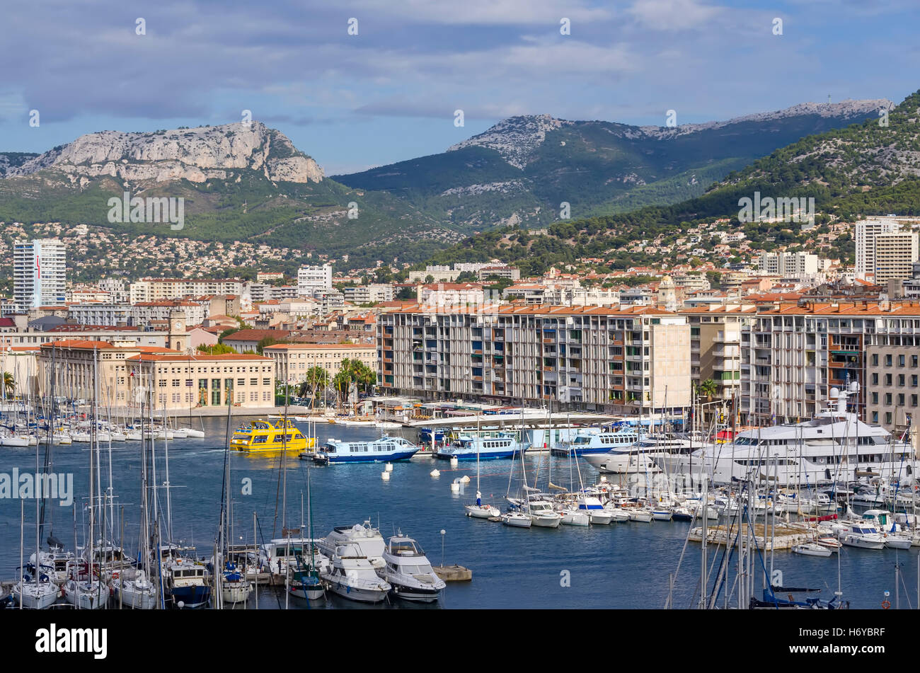 Toulan france harbor harbour sailboats yachts hi-res stock photography ...