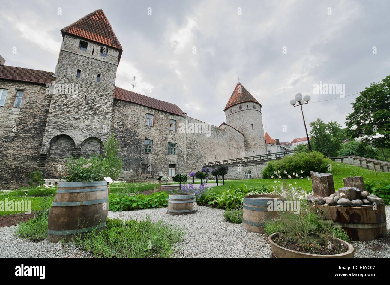 Scenic view of the ancient Walls of the medieval city of Tallinn ...