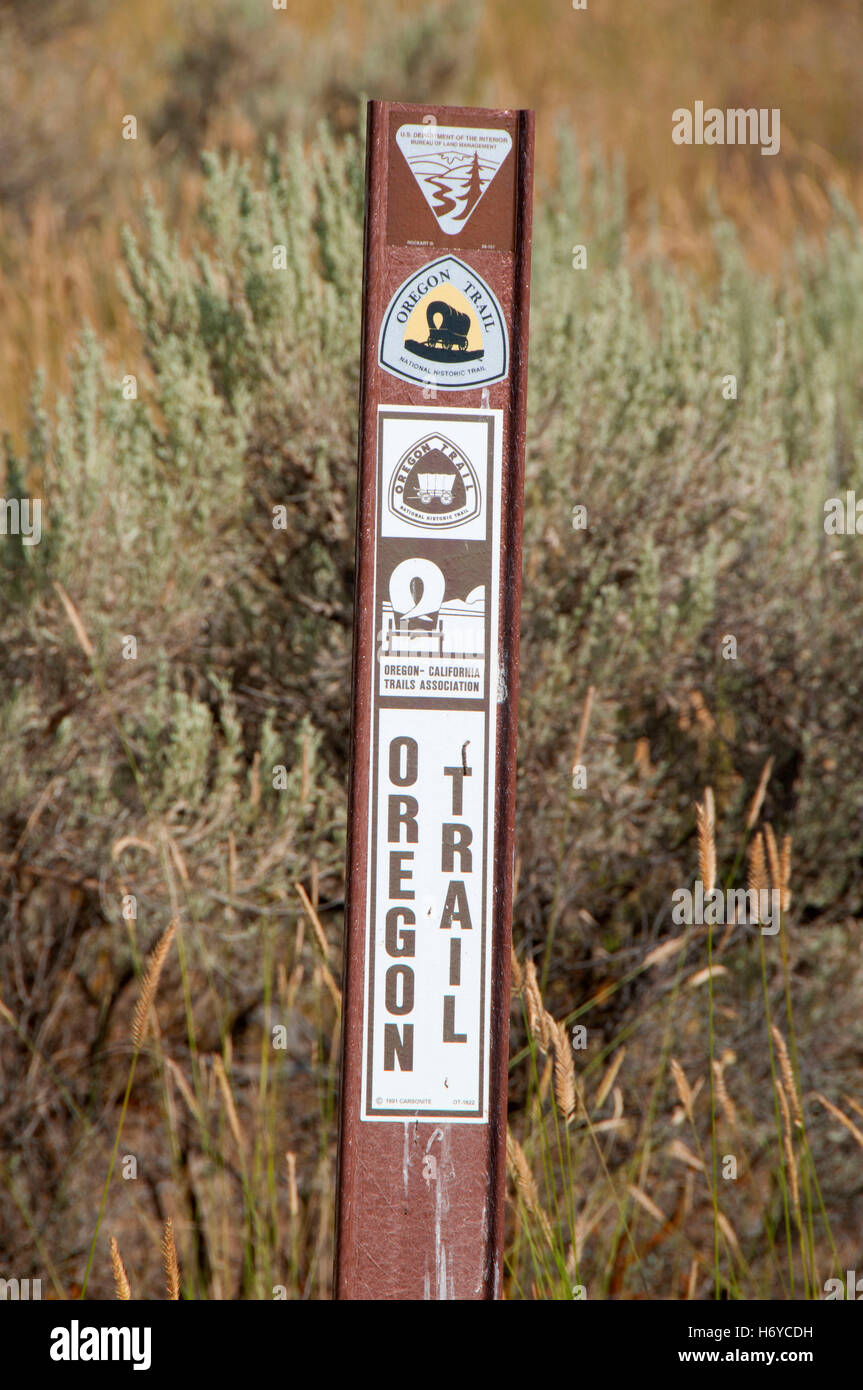 Oregon Trail marker, Keeney Pass Historic District, Oregon Trail ...