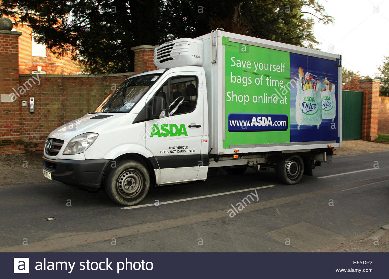 Asda Delivery Stock Photos & Asda Delivery Stock Images - Alamy
