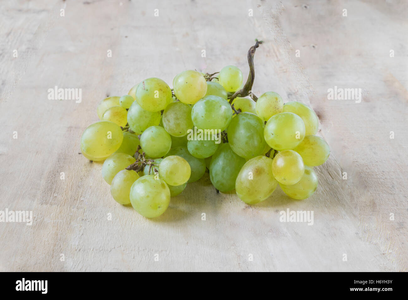Grape harvest table hi-res stock photography and images - Alamy