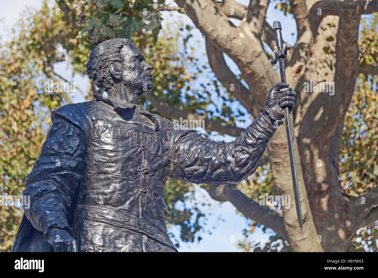 London south bank angela conners hi-res stock photography and images ...