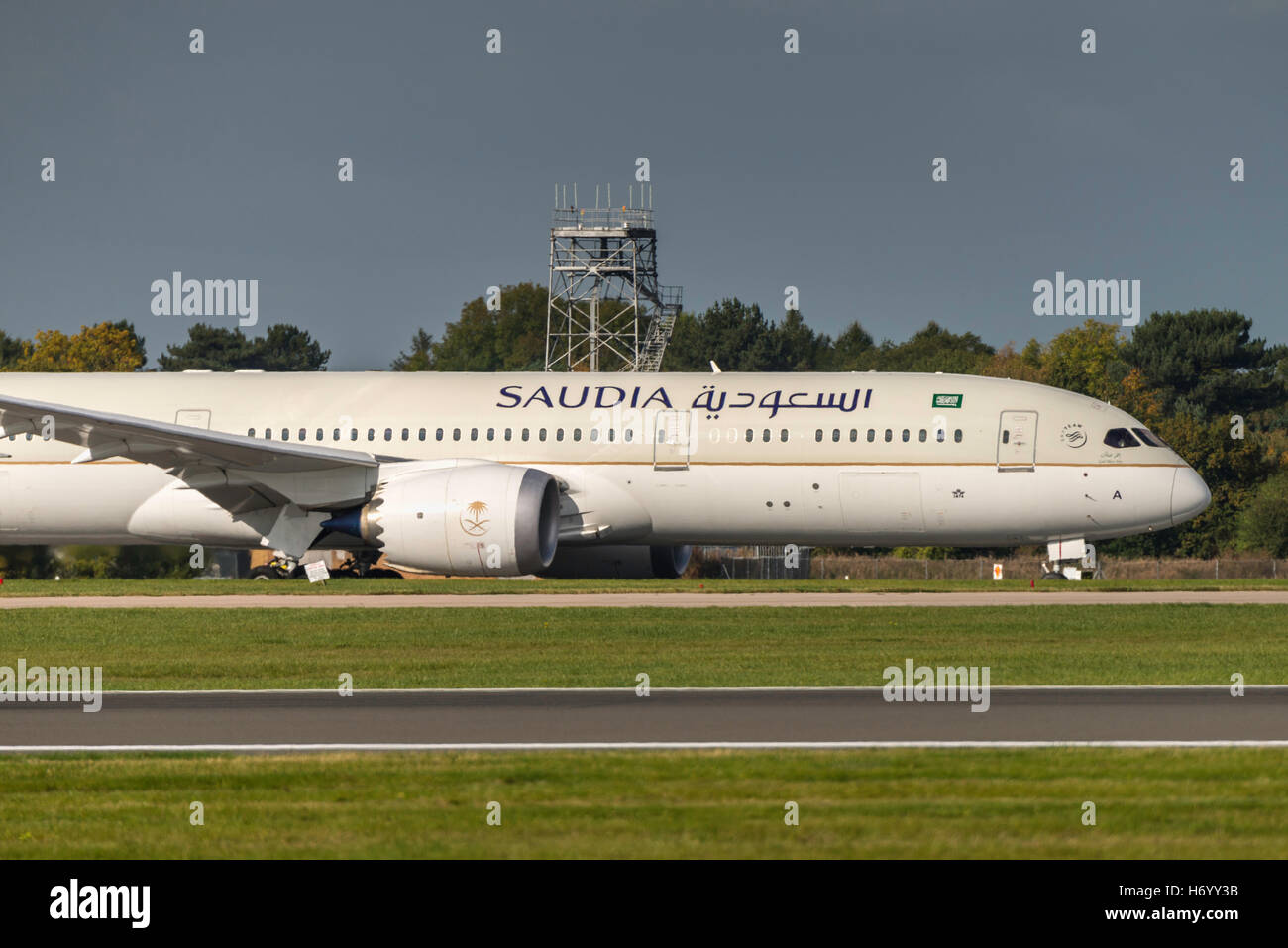 HZ-ARA Boeing 787-9 Dreamliner Saudi Arabian Airlines.departure ...