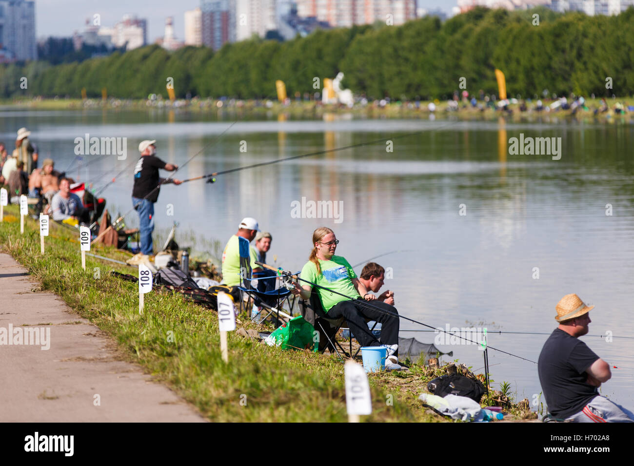 Big fish fishing competition hi-res stock photography and images - Alamy