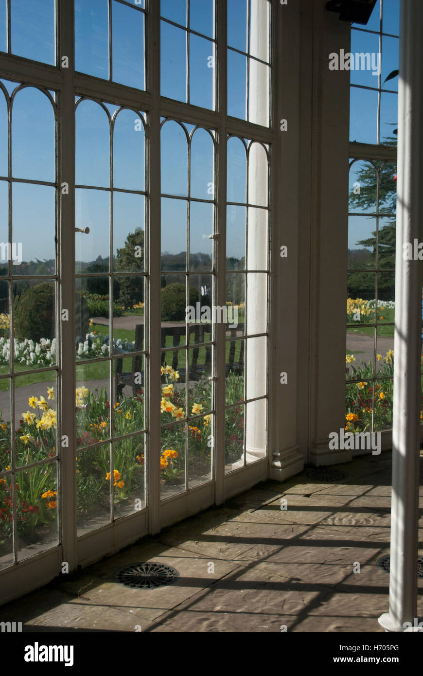 Garden conservatory window view hi-res stock photography and images - Alamy