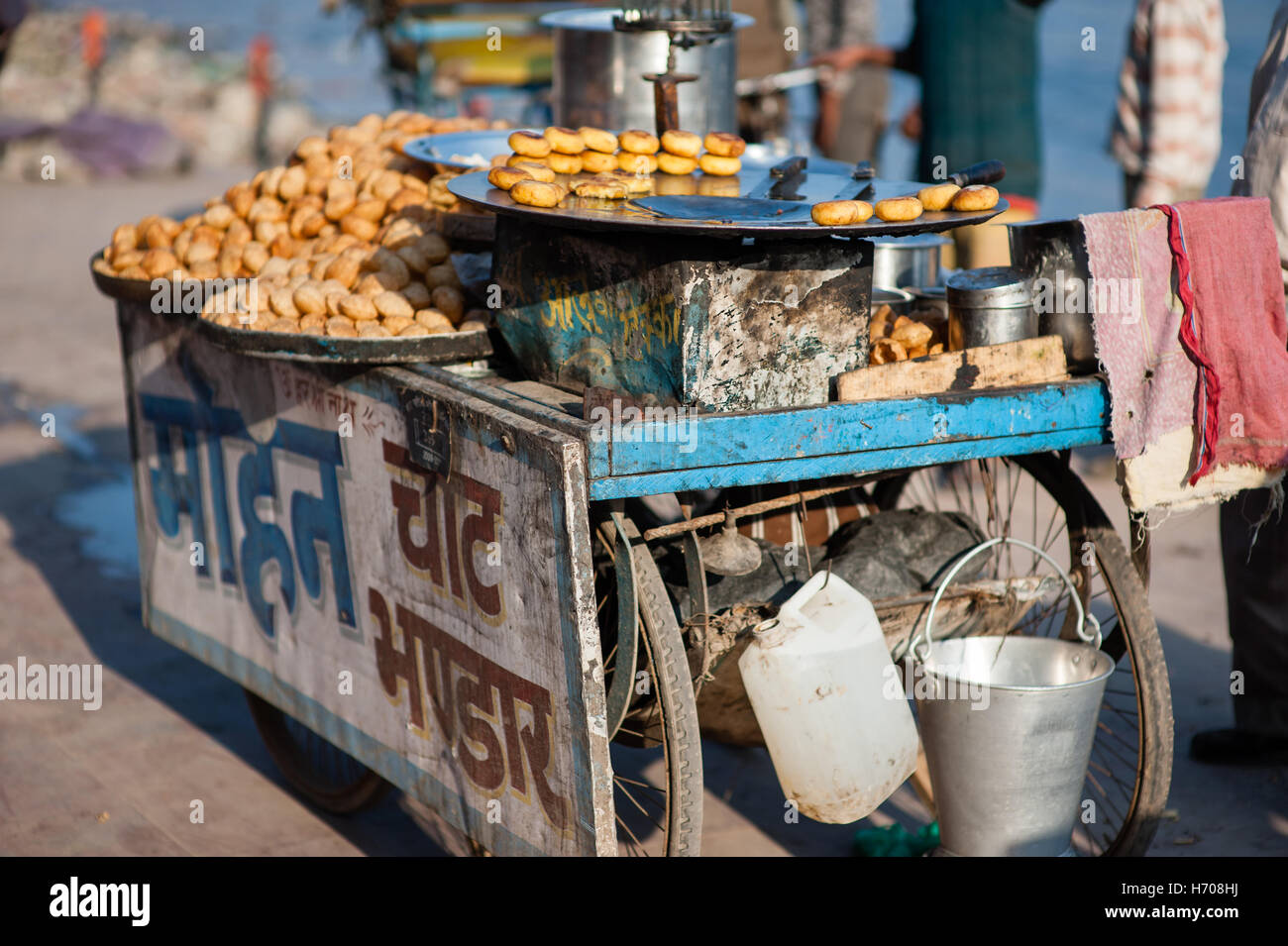 Snack Street Stall Stock Photo - Alamy