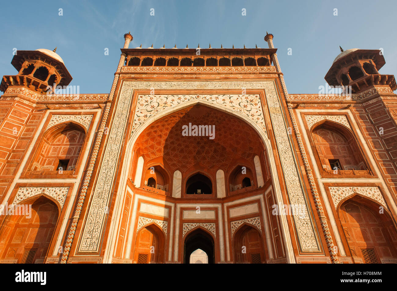 Taj Mahal Gate Stock Photo - Alamy
