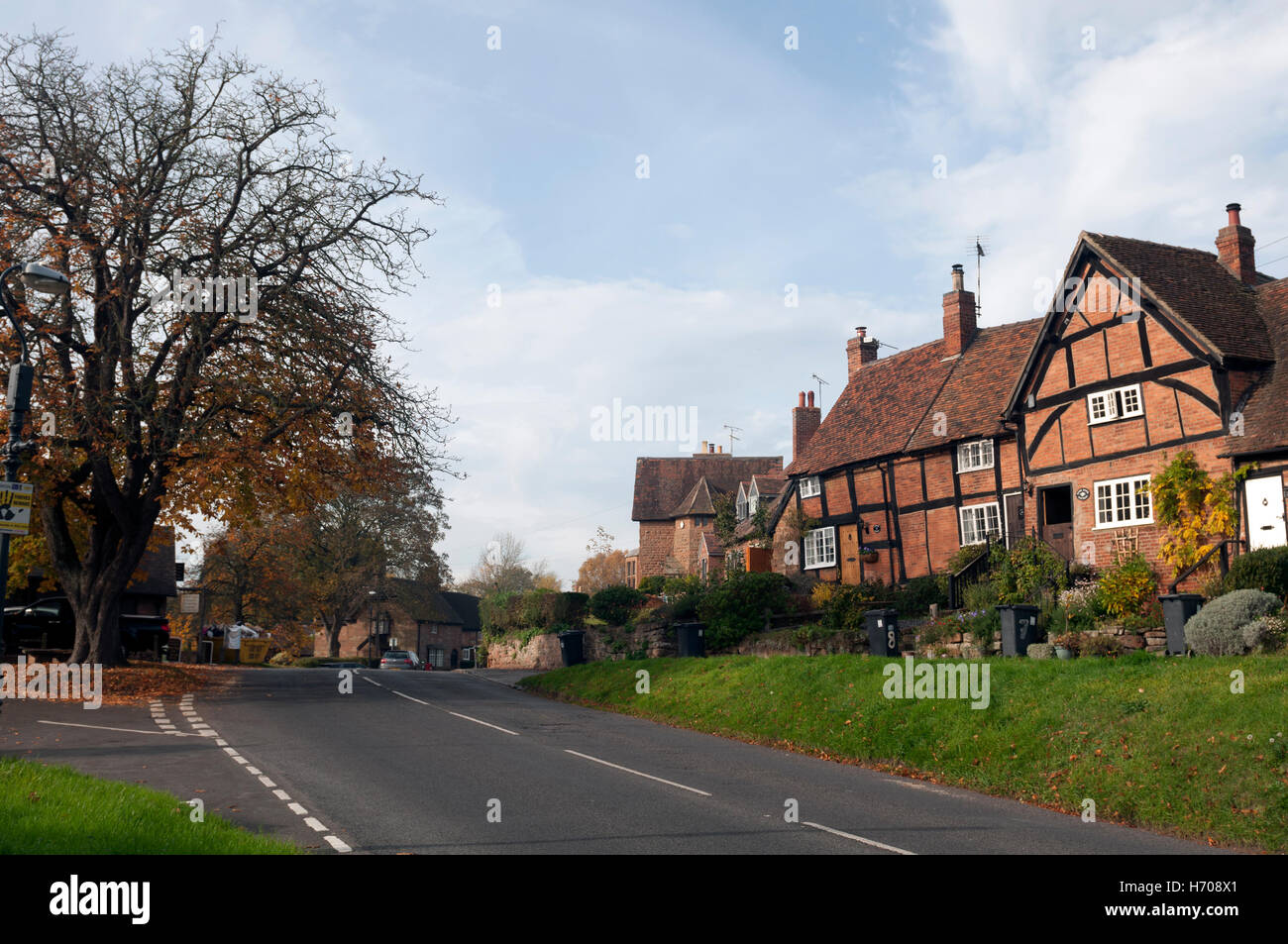 Stoneleigh village warwickshire hi-res stock photography and images - Alamy