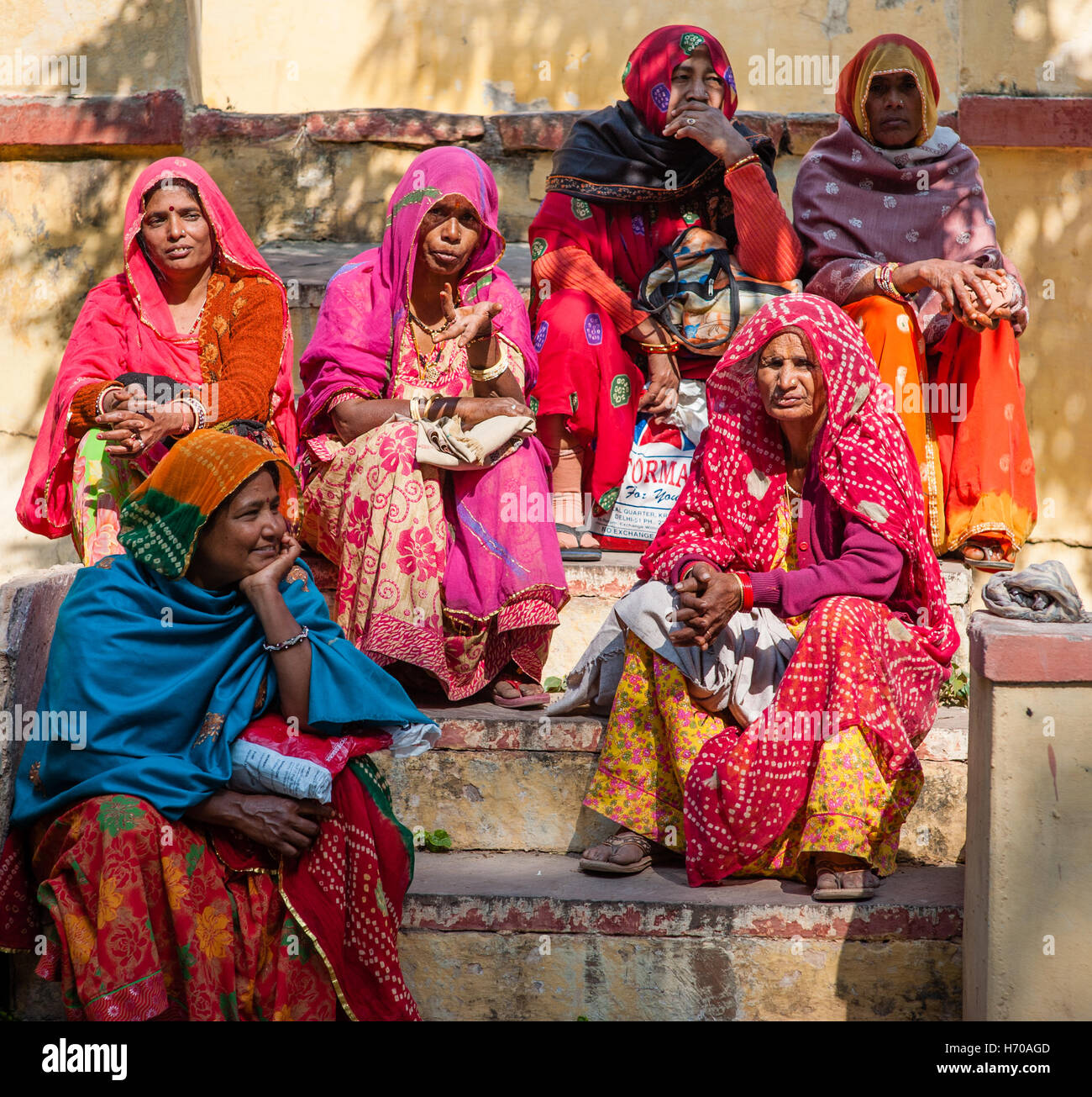 Colourful Indian women Stock Photo - Alamy