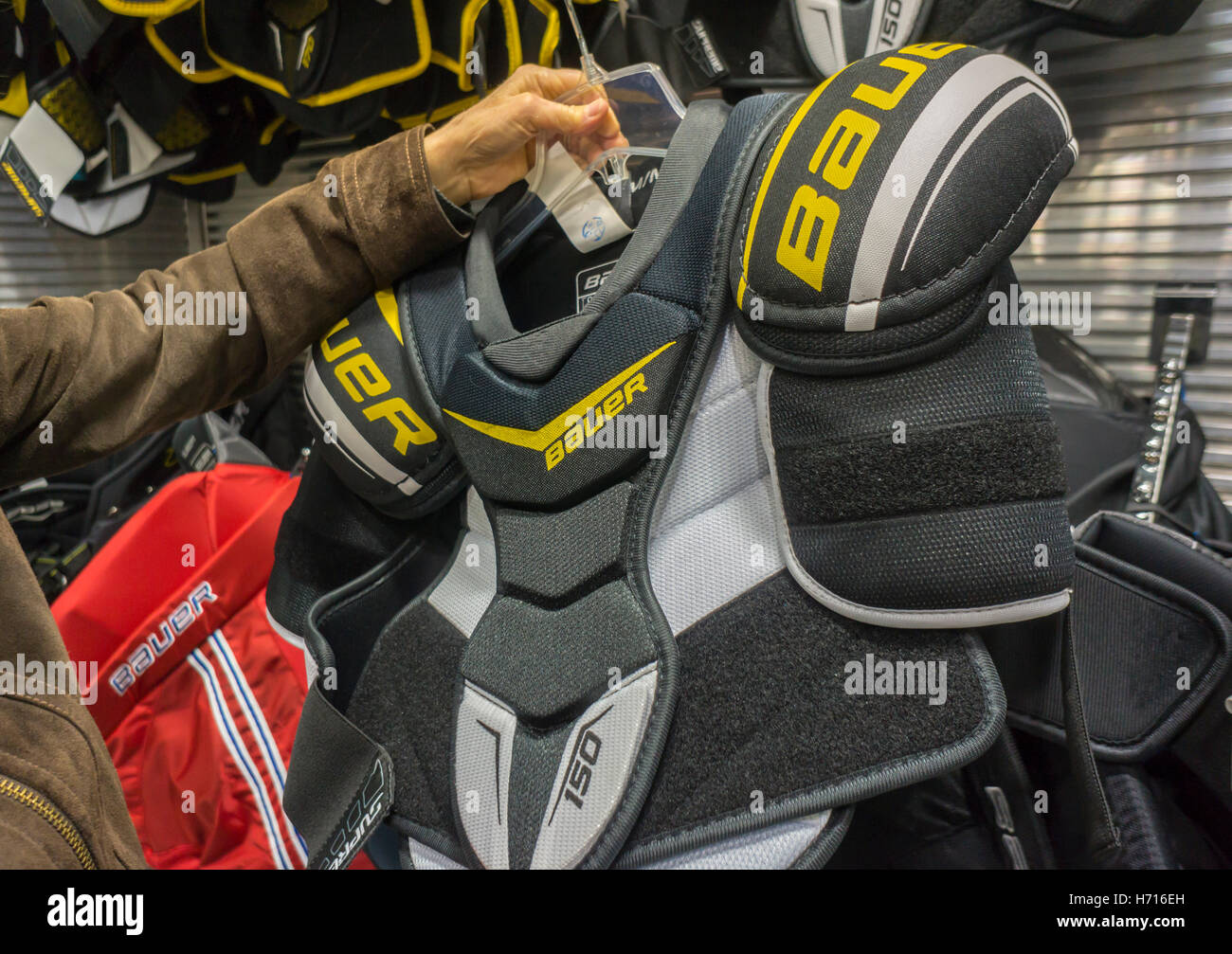 Bauer brand hockey equipment hi-res stock photography and images - Alamy