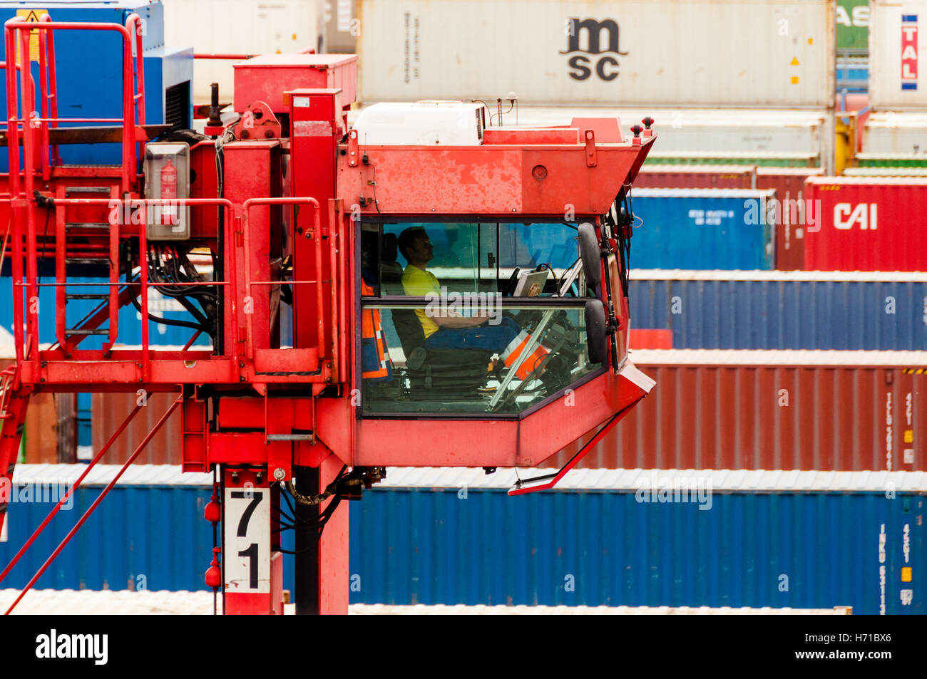 Straddle carrier serving containers at the Buchardkai Container ...