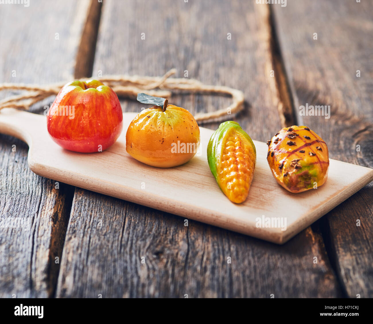 Italian marzipan hi-res stock photography and images - Alamy