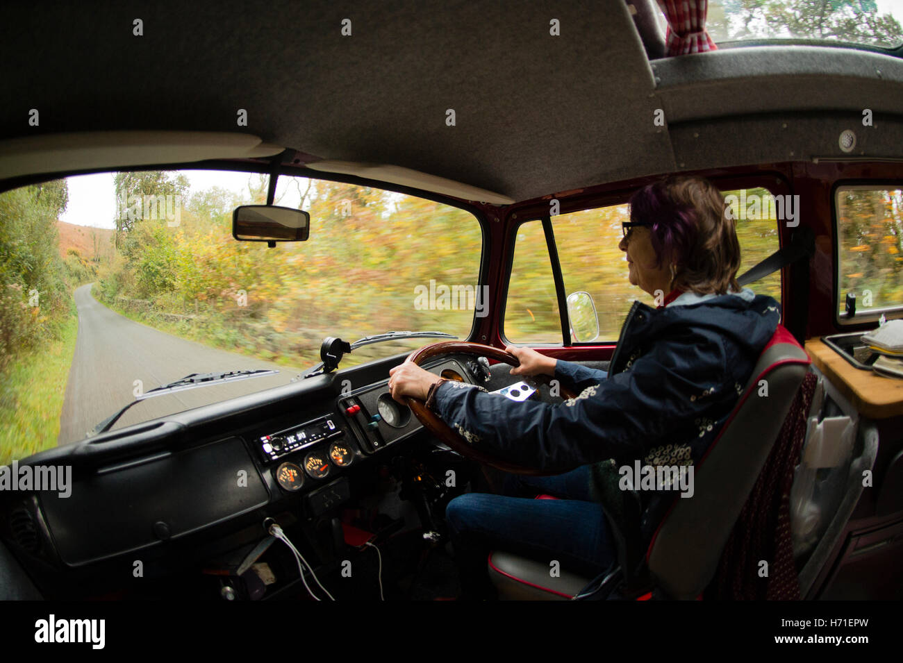 Narrow classic hi-res stock photography and images - Alamy