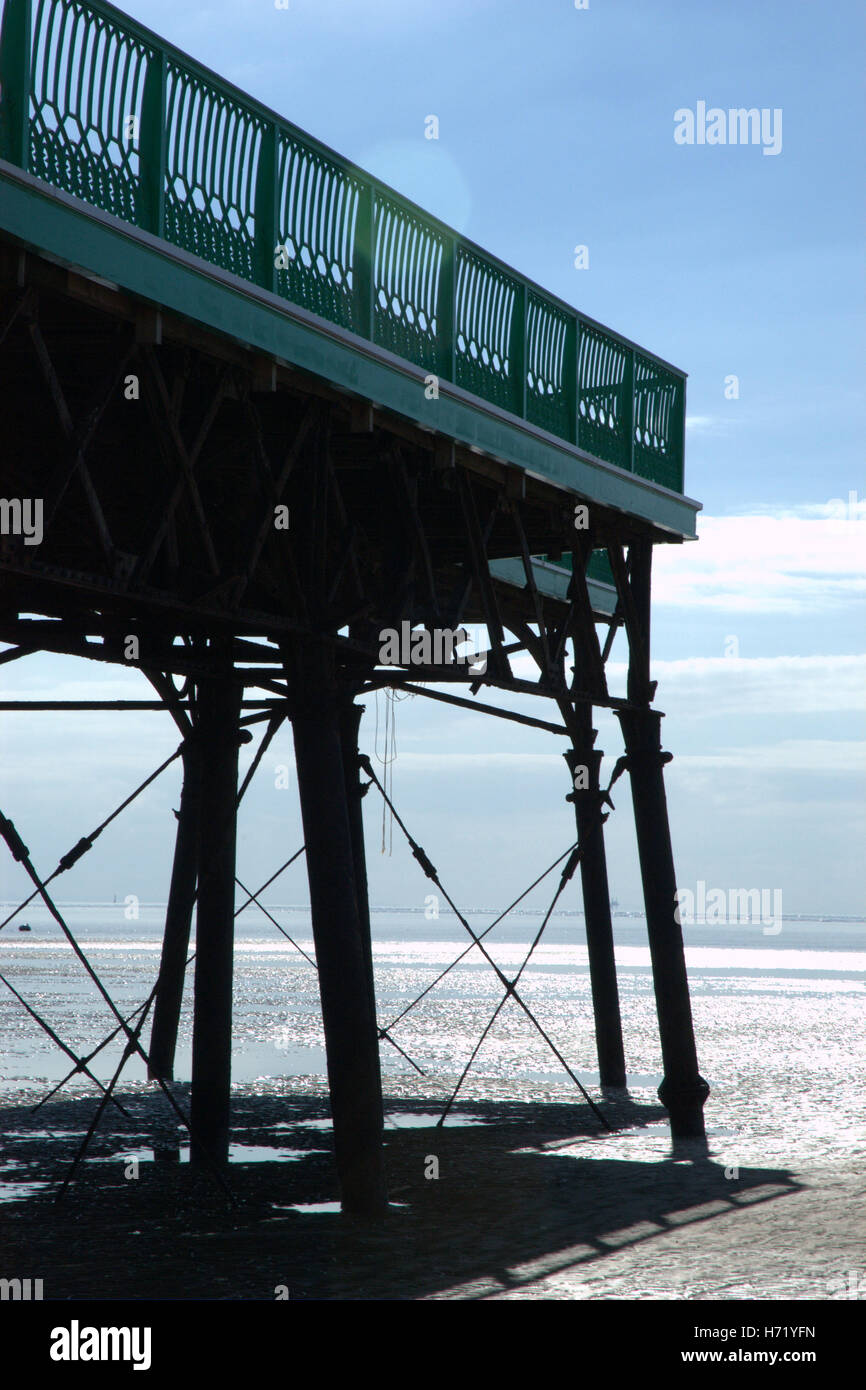 At st annes pier hi-res stock photography and images - Alamy