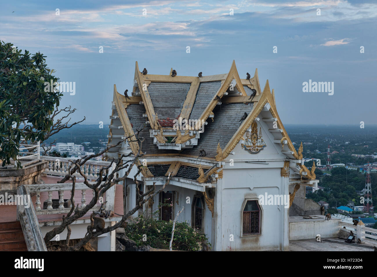 Khao Chong Krachok monkey temple, Prachuap Khiri Khan, Thailand Stock ...
