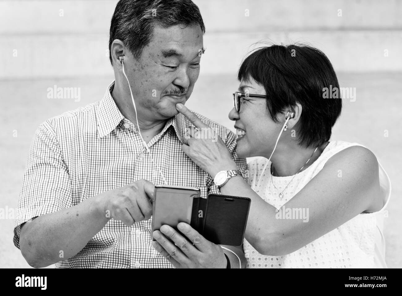 Senior man mobile Black and White Stock Photos & Images - Alamy