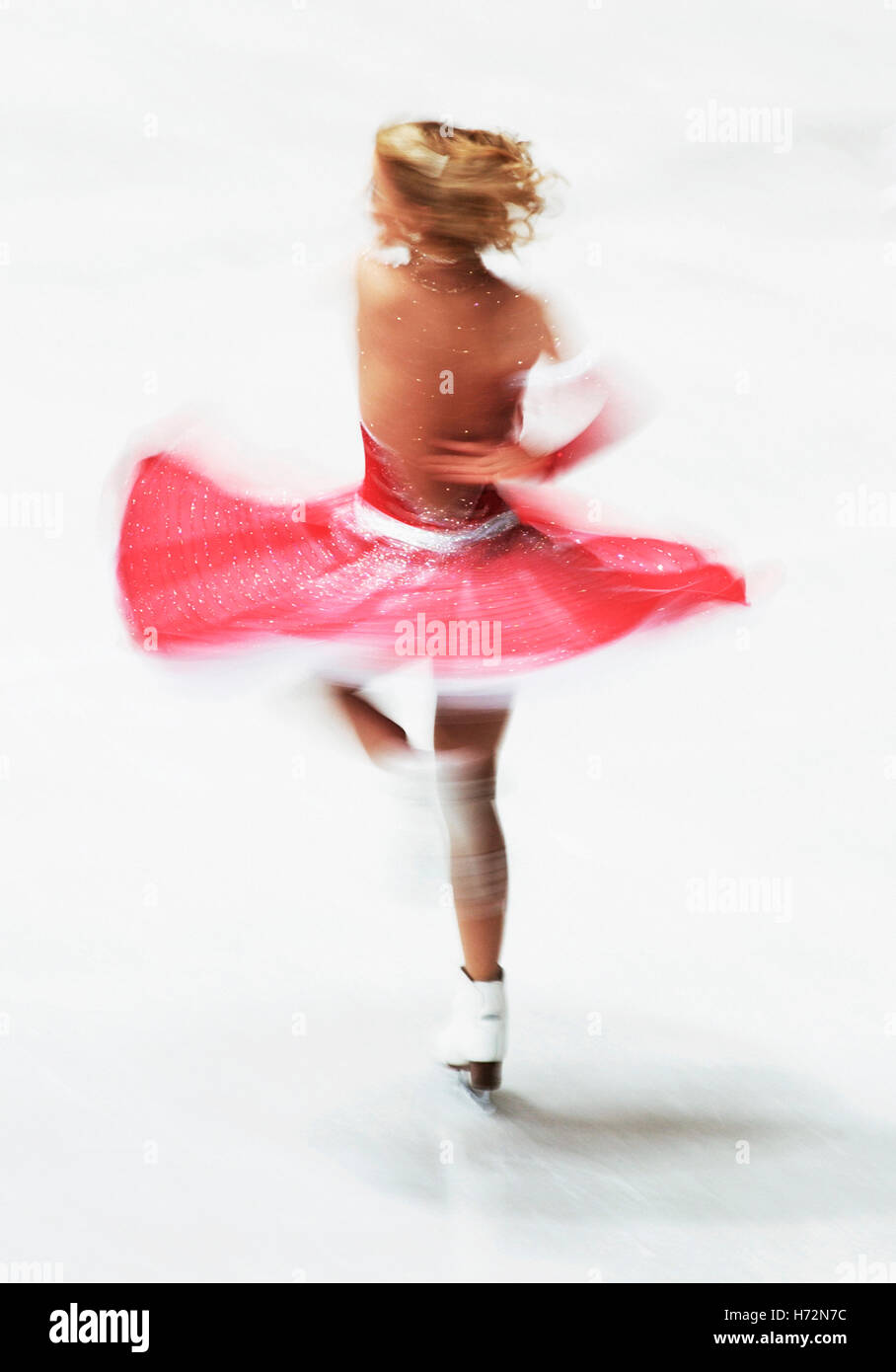 Skating figure skating figureskating hi-res stock photography and ...