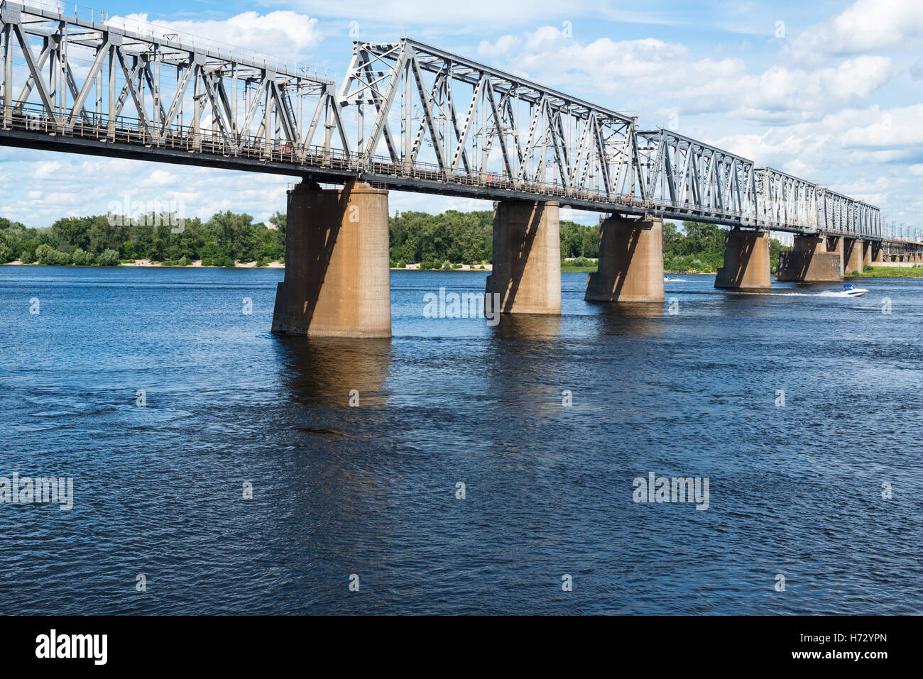 Truss bridges hi-res stock photography and images - Alamy