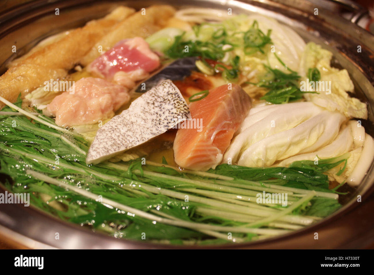 Nabemono hi-res stock photography and images - Alamy