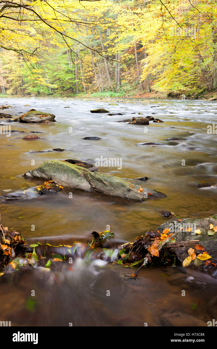 Outdoor rivers hi-res stock photography and images - Alamy