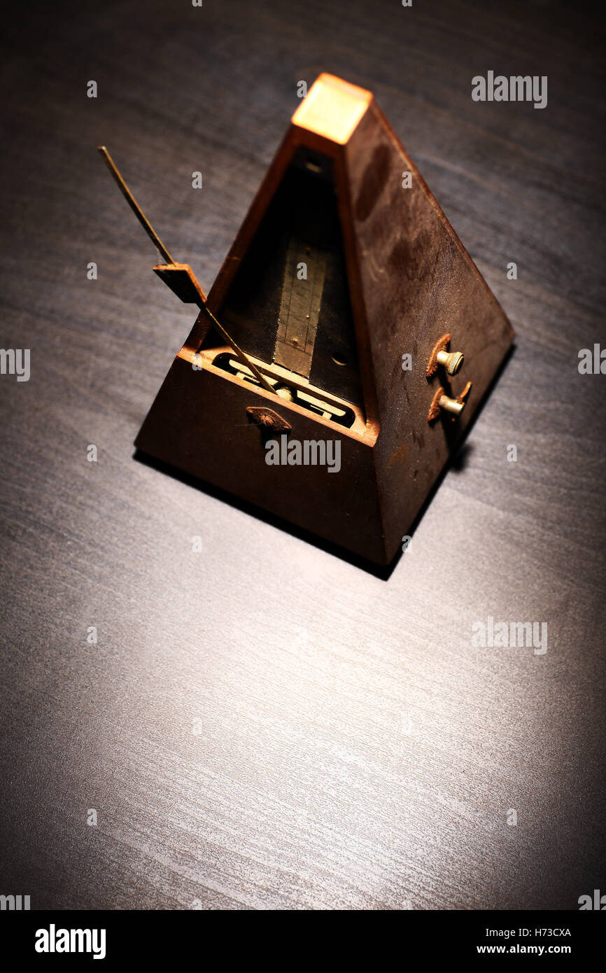 motion postponement moving movement object music sound wood antique ...