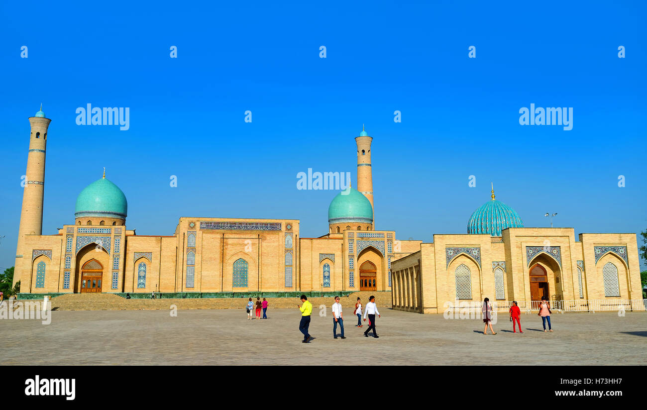 Muyi muborak hi-res stock photography and images - Alamy