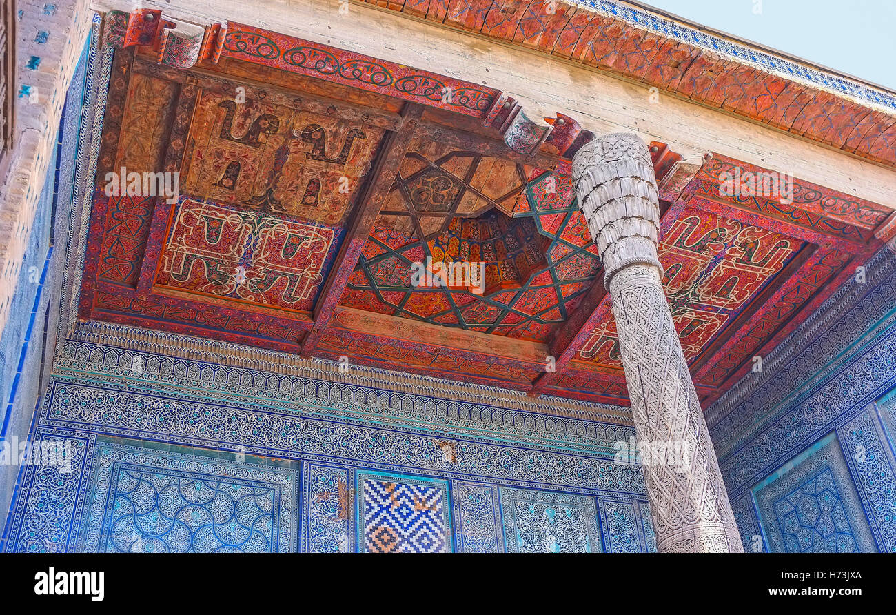 The ceiling in harem courtyard of Tosh Hovli (or Tash Hauli) Palace ...