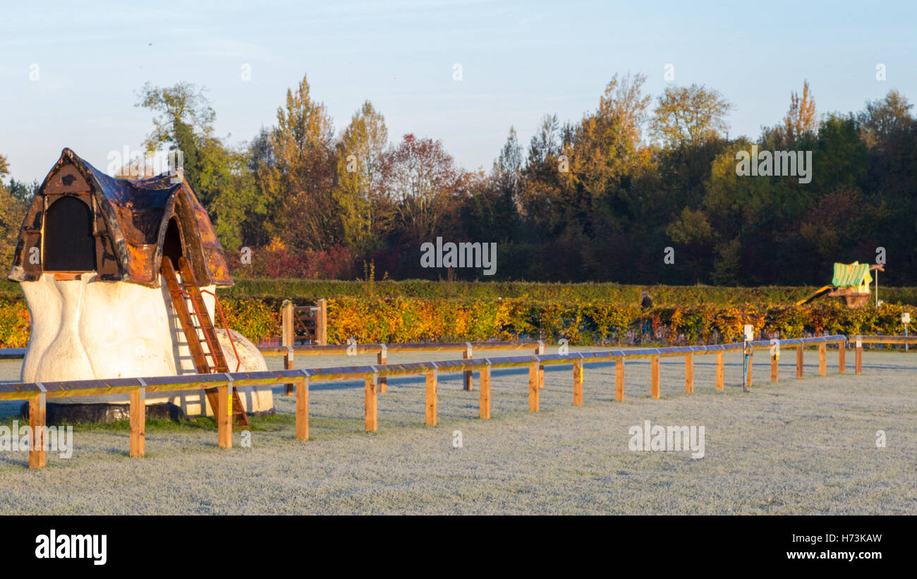 Henlow bridge lakes bedfordshire uk hi-res stock photography and images ...