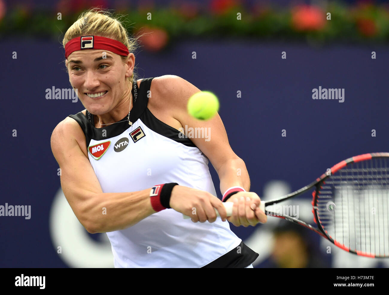 Zhuhai, China's Guangdong Province. 2nd Nov, 2016. Hungary's Timea ...