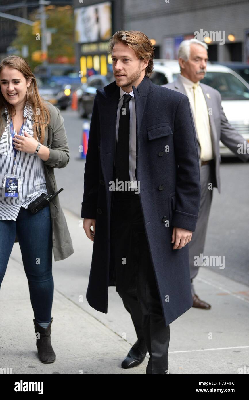 New York, NY, USA. 1st Nov, 2016. Luke Bracey at arrivals for The Late ...